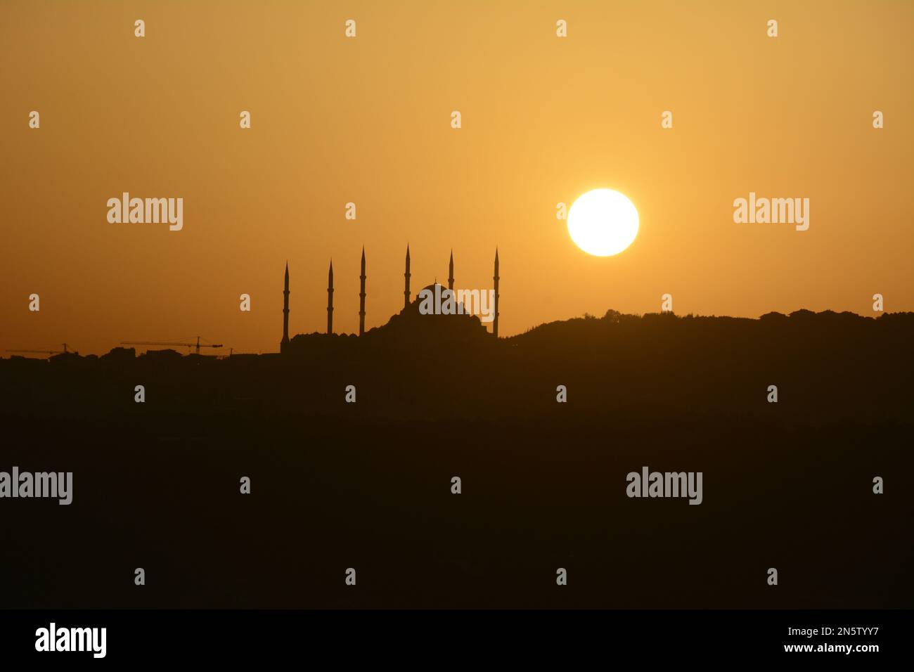 Sunrise above the Grand Camlica (Çamlıca) Mosque, the largest mosque in ...