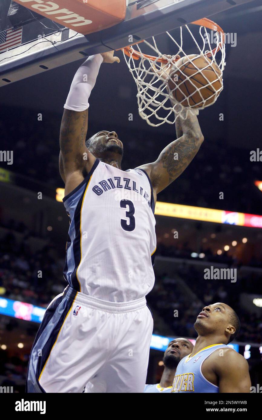 Memphis Grizzlies' James Johnson (3) dunks during the second half of an ...