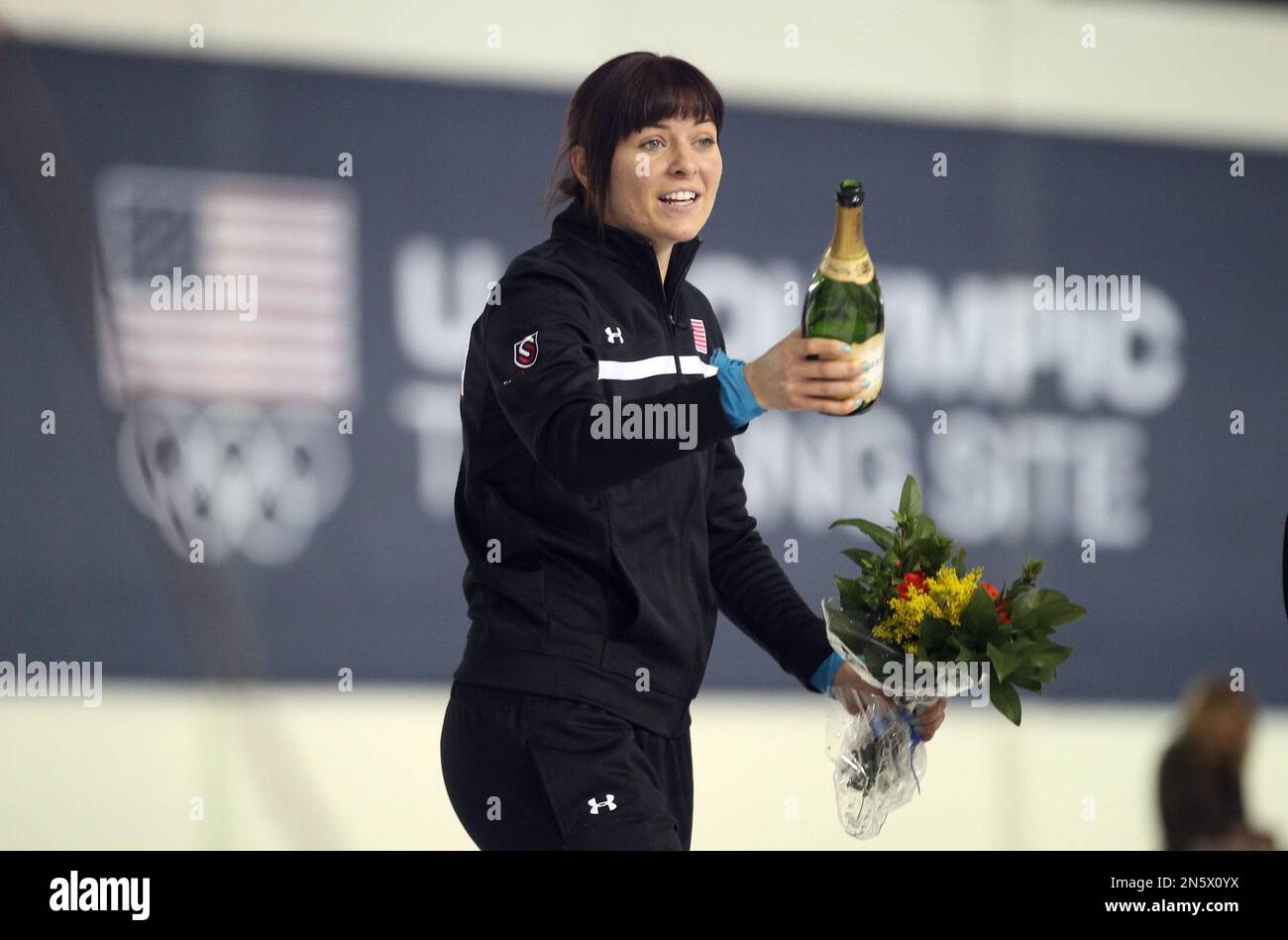 Heather Richardson walks off the podium following her win in the women ...