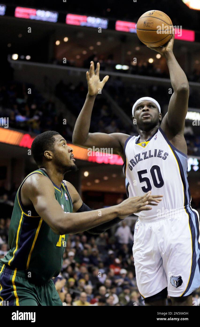Memphis Grizzlies' Zach Randolph (50) shoots over Utah Jazz's Derrick ...
