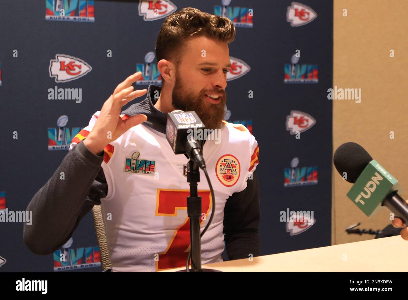 Kansas City Chiefs – Media availability with the head coach and 10 ...