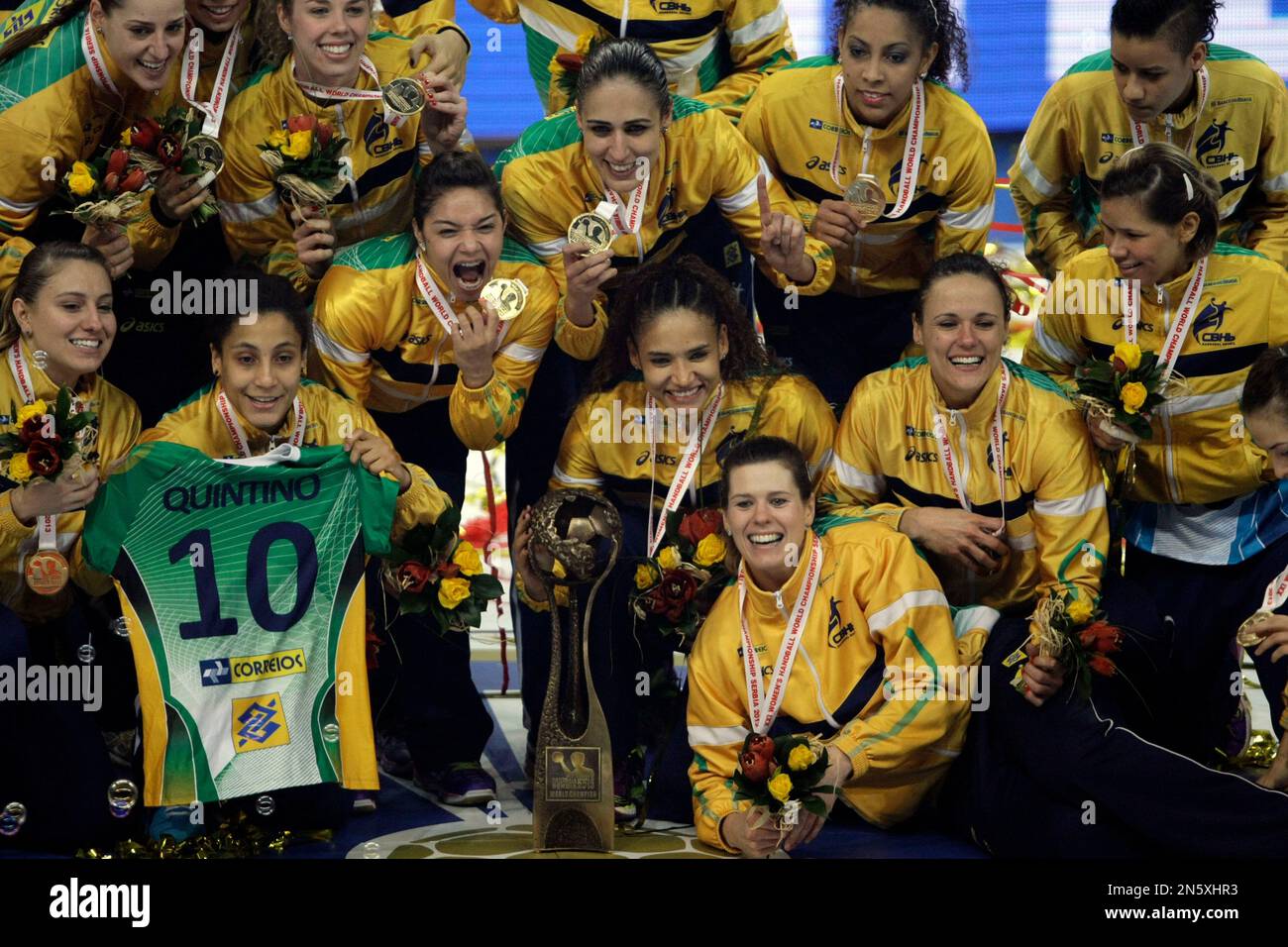 Members of Brazil's national women's handball team pose with their ...