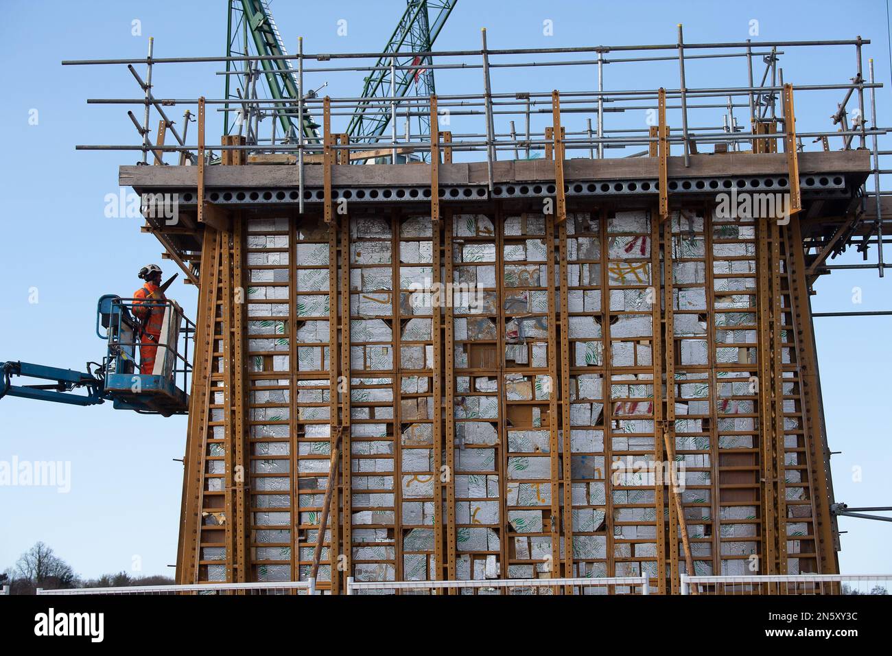 Harefield, UK. 9th February 2023. HS2 High Speed Rail 2 construction ...