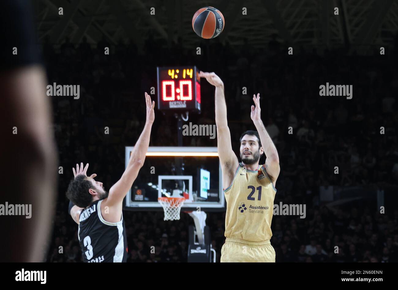 Alex abrines of barcelona hi-res stock photography and images - Alamy