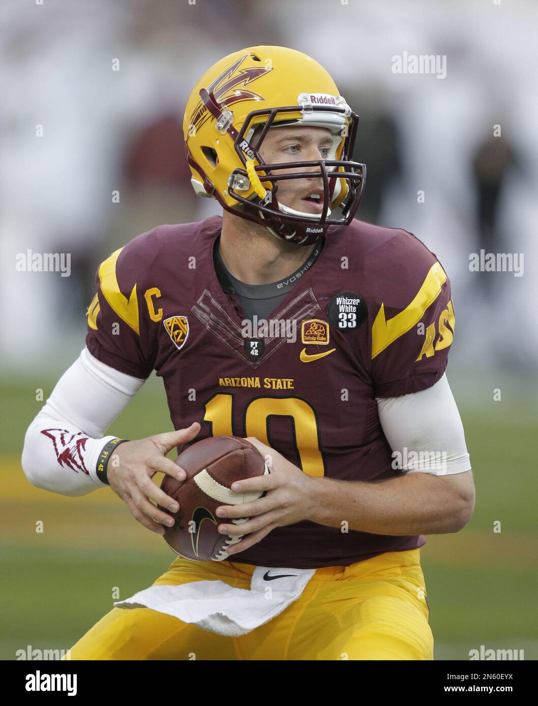 Arizona State quarterback Taylor Kelly (10) during the first half of ...