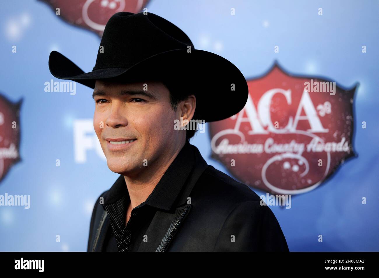 Clay Walker arrives at the American Country Awards at the Mandalay Bay ...
