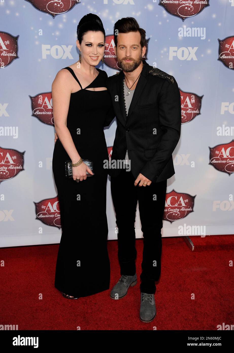 Shawna Thompson, left, and Keifer Thompson, of musical group Thompson ...