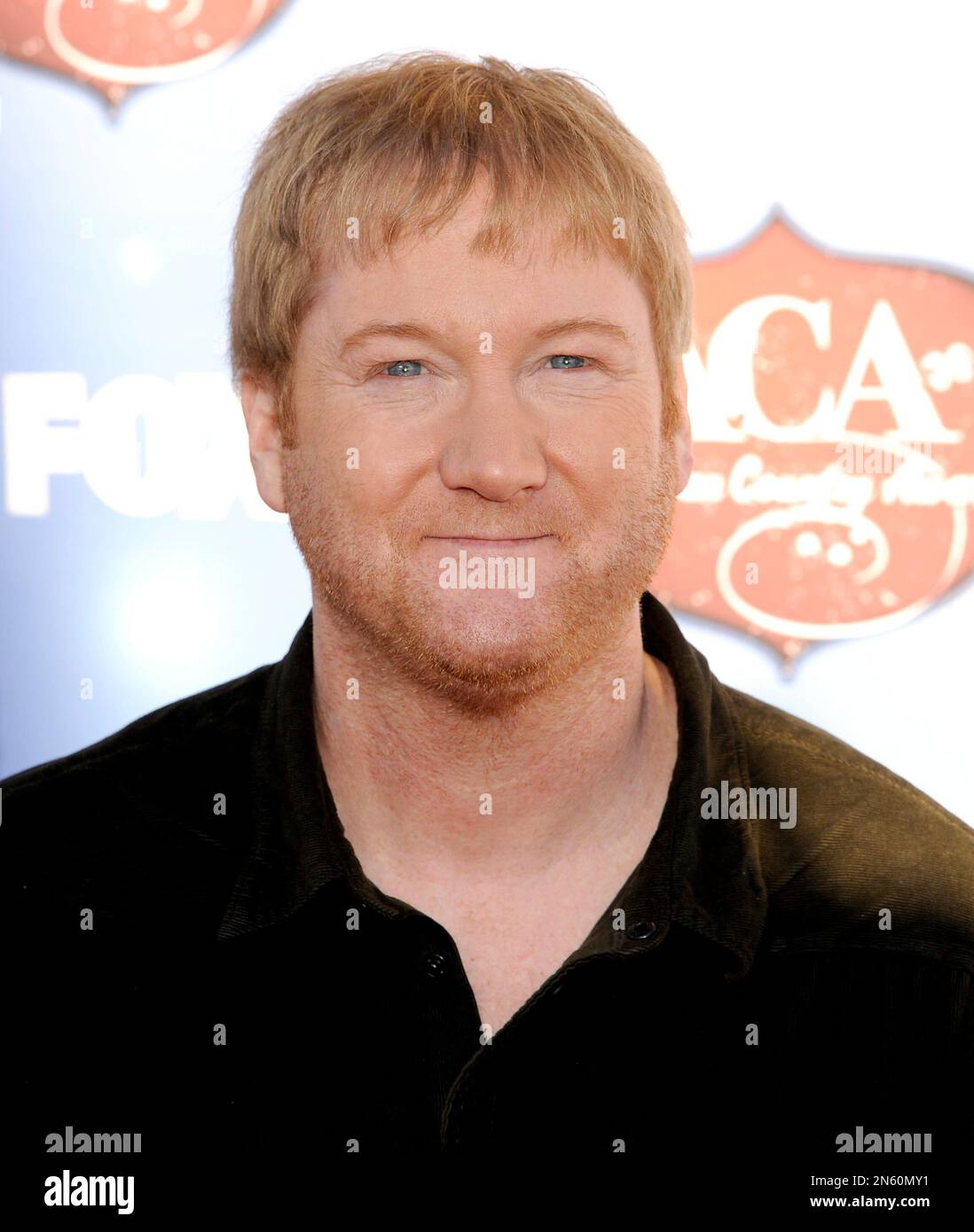 Jon Reep arrives at the American Country Awards at the Mandalay Bay ...