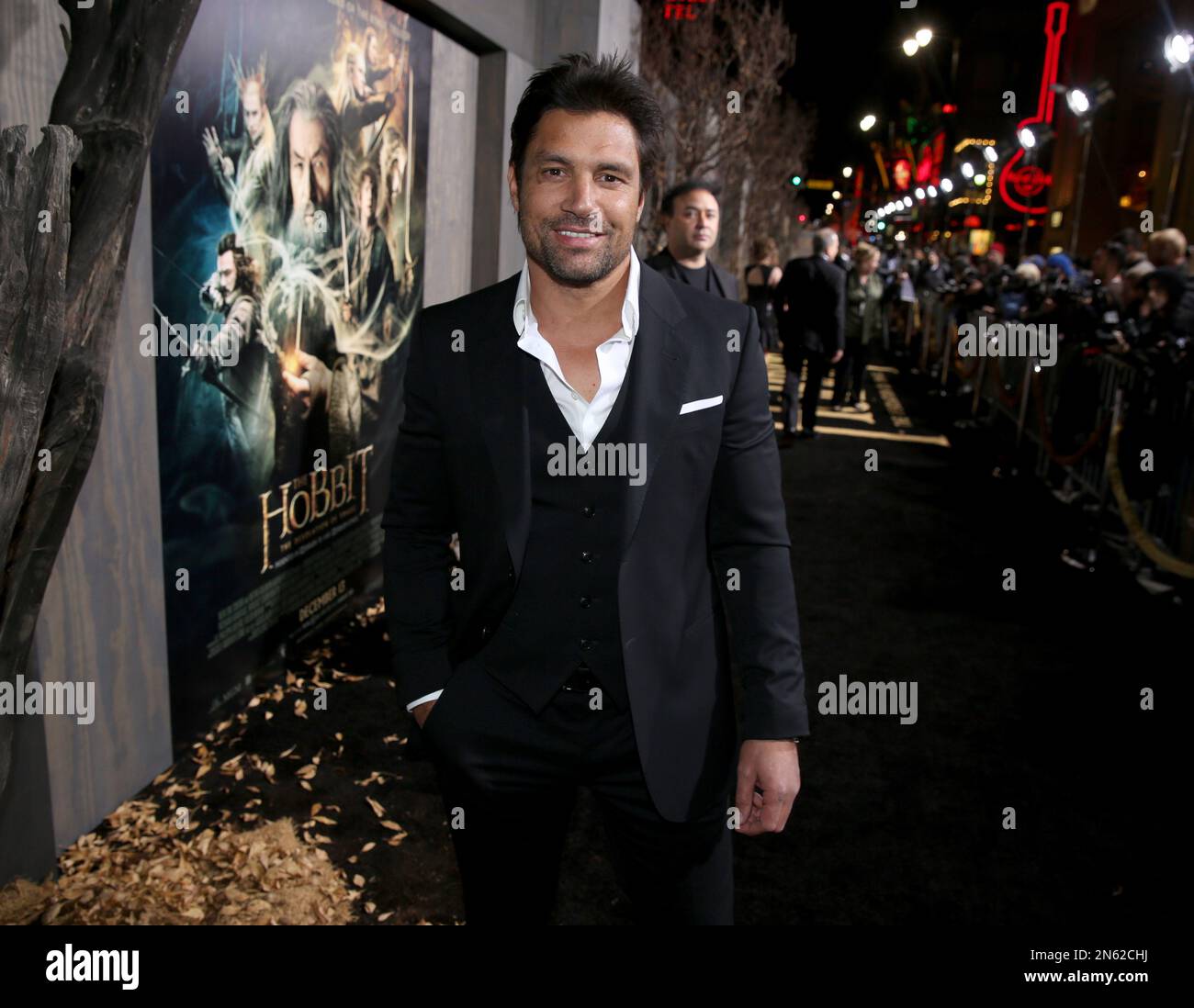 Manu Bennett arrives at the Los Angeles premiere of "The Hobbit: The ...