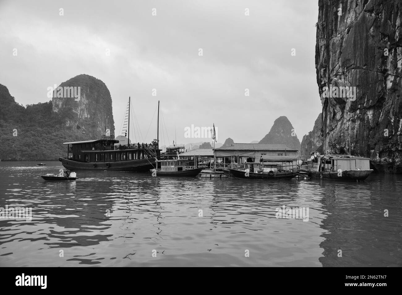 Ha Long Bay Stock Photo - Alamy