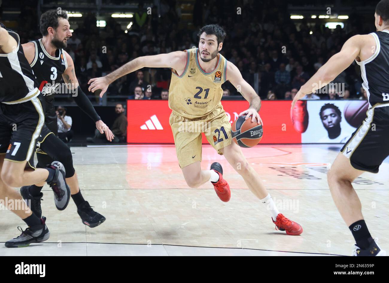 Alex abrines of barcelona hi-res stock photography and images - Alamy