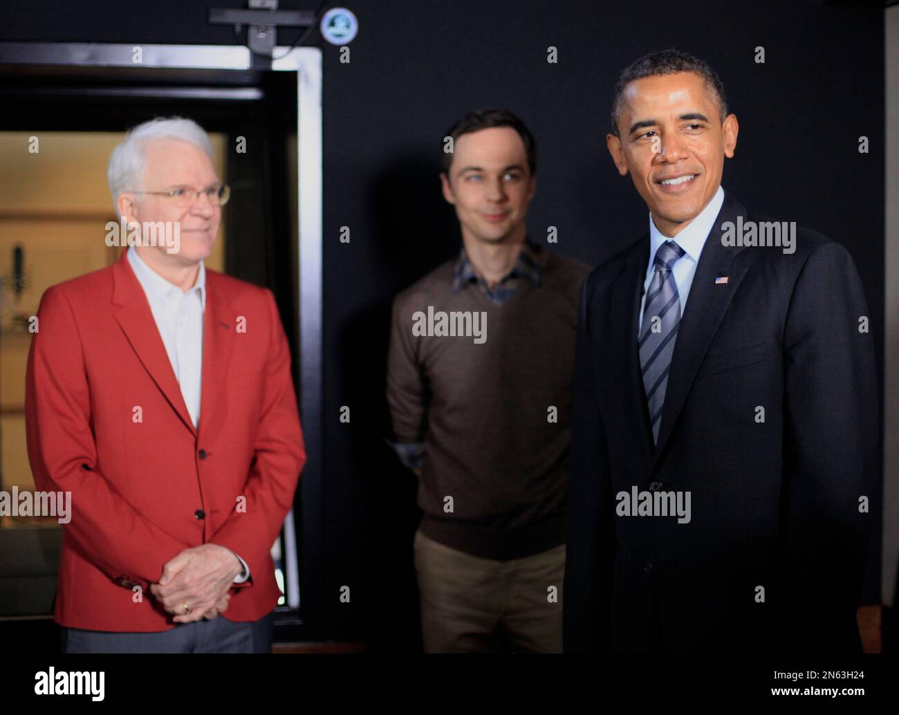 President Barack Obama talks with actors Steve Martin, left, and Jim ...