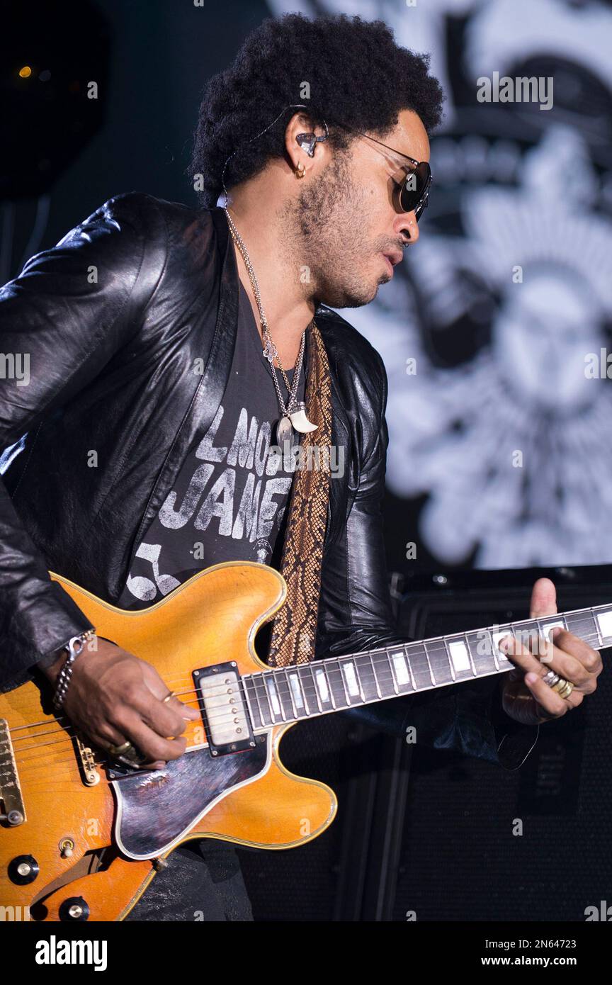 Lenny Kravitz performs during the 10 Year Anniversary Party for ...