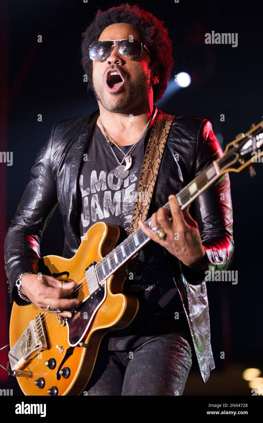 Lenny Kravitz performs during the 10 Year Anniversary Party for ...
