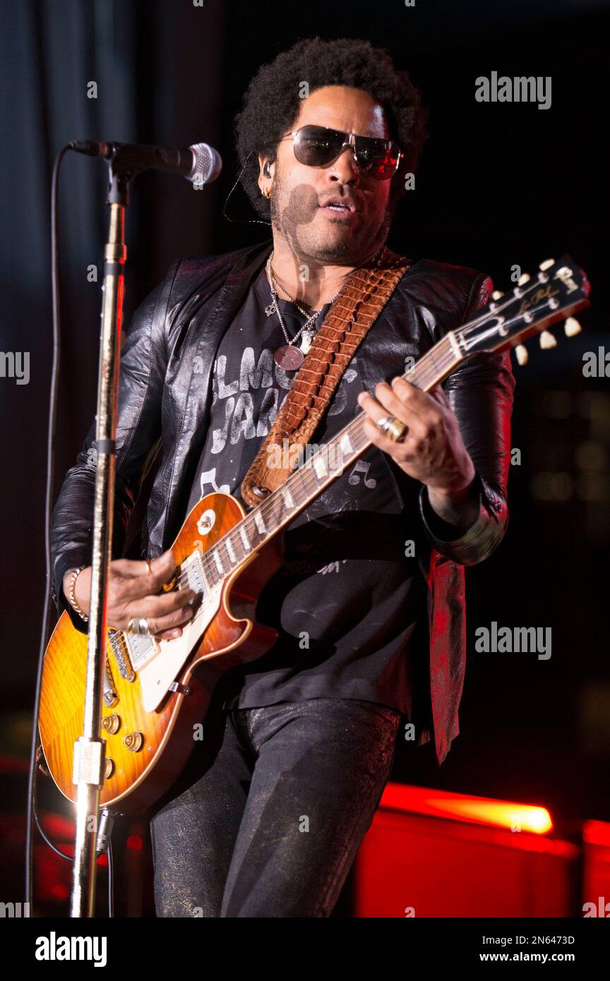 Lenny Kravitz performs during the 10 Year Anniversary Party for ...