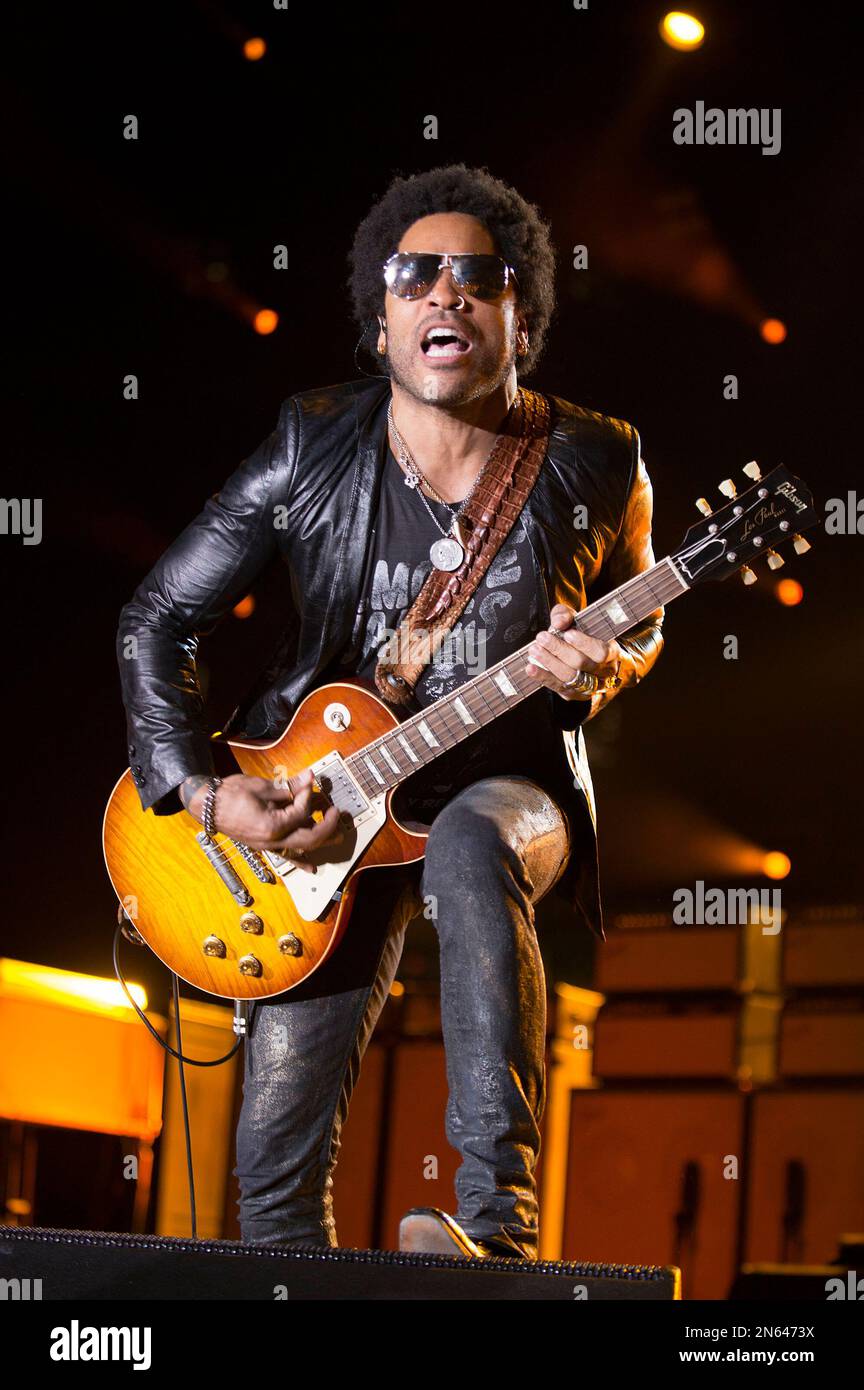 Lenny Kravitz performs during the 10 Year Anniversary Party for ...