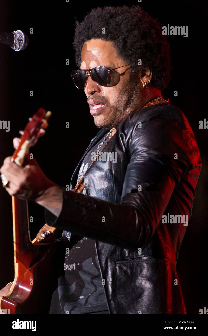 Lenny Kravitz performs during the 10 Year Anniversary Party for ...