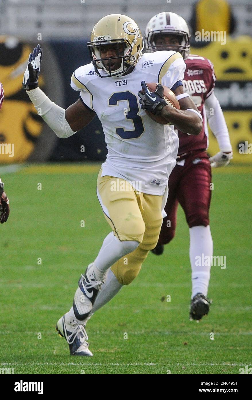 Georgia Tech running back Dennis Andrews (3) is shown against Alabama A ...