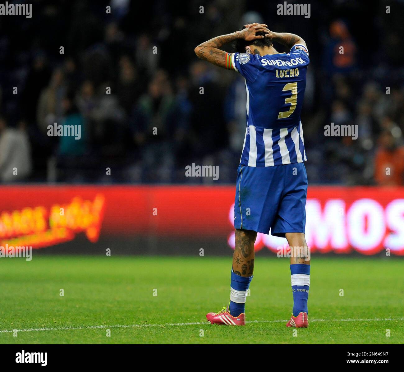 FC Porto's Lucho Gonzalez, from Argentina, reacts after their 1-1 draw ...