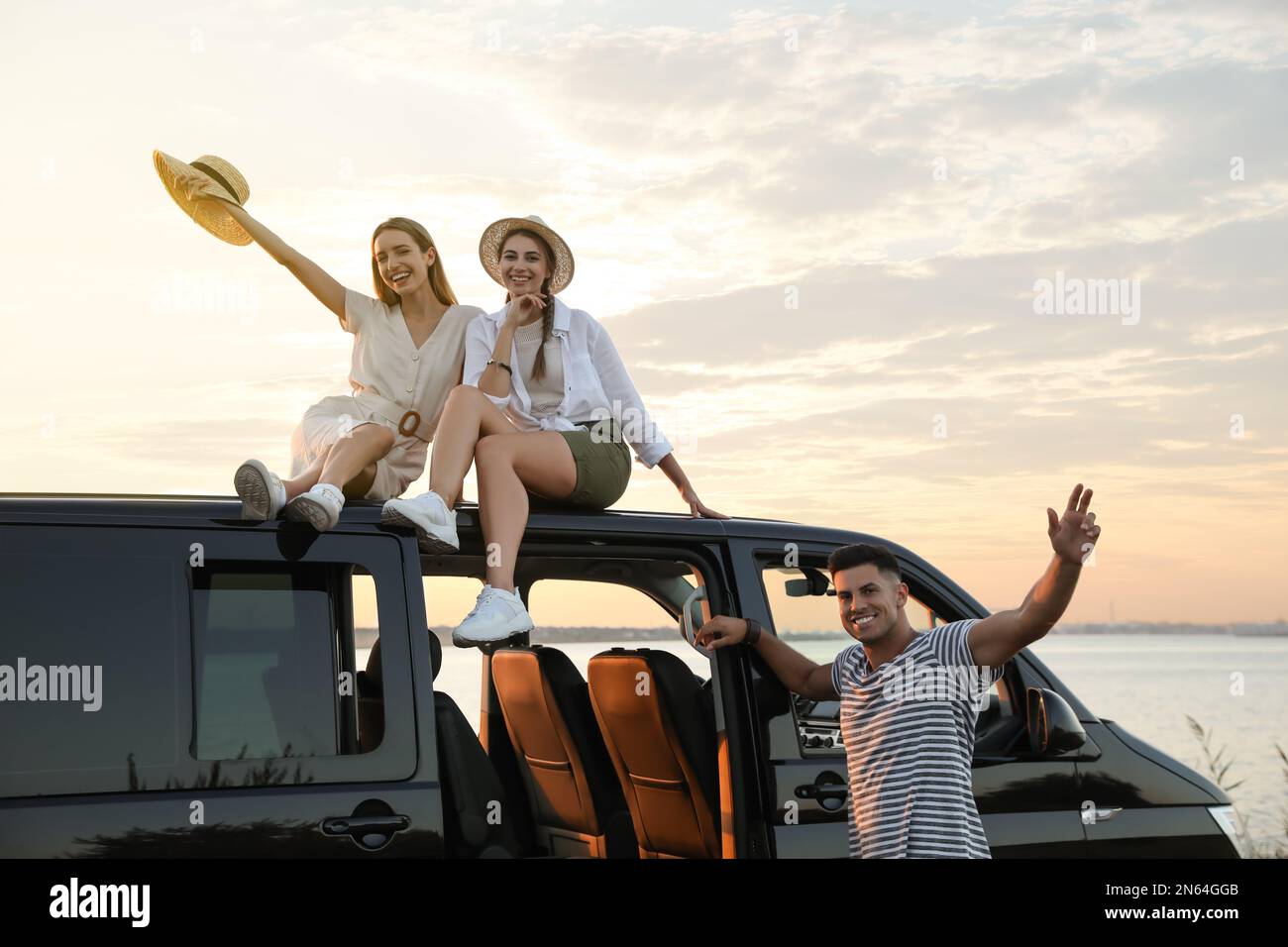 Happy road trip sea hi-res stock photography and images - Alamy