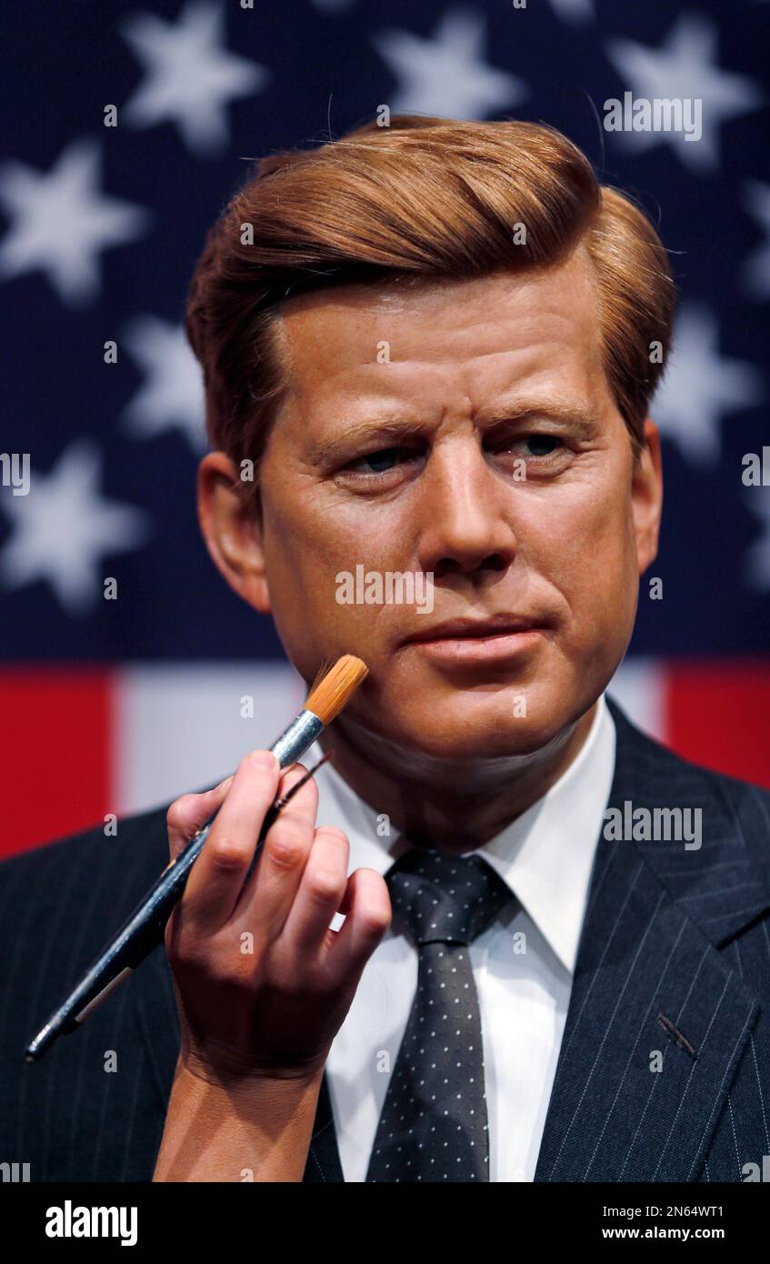 A Madame Tussauds tourist attraction's colouring assistant, poses for ...