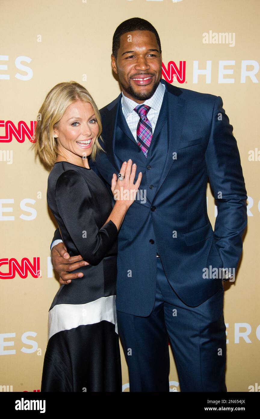 Kelly Ripa and Michael Strahan attend CNN Heroes: An All-Star Tribute ...