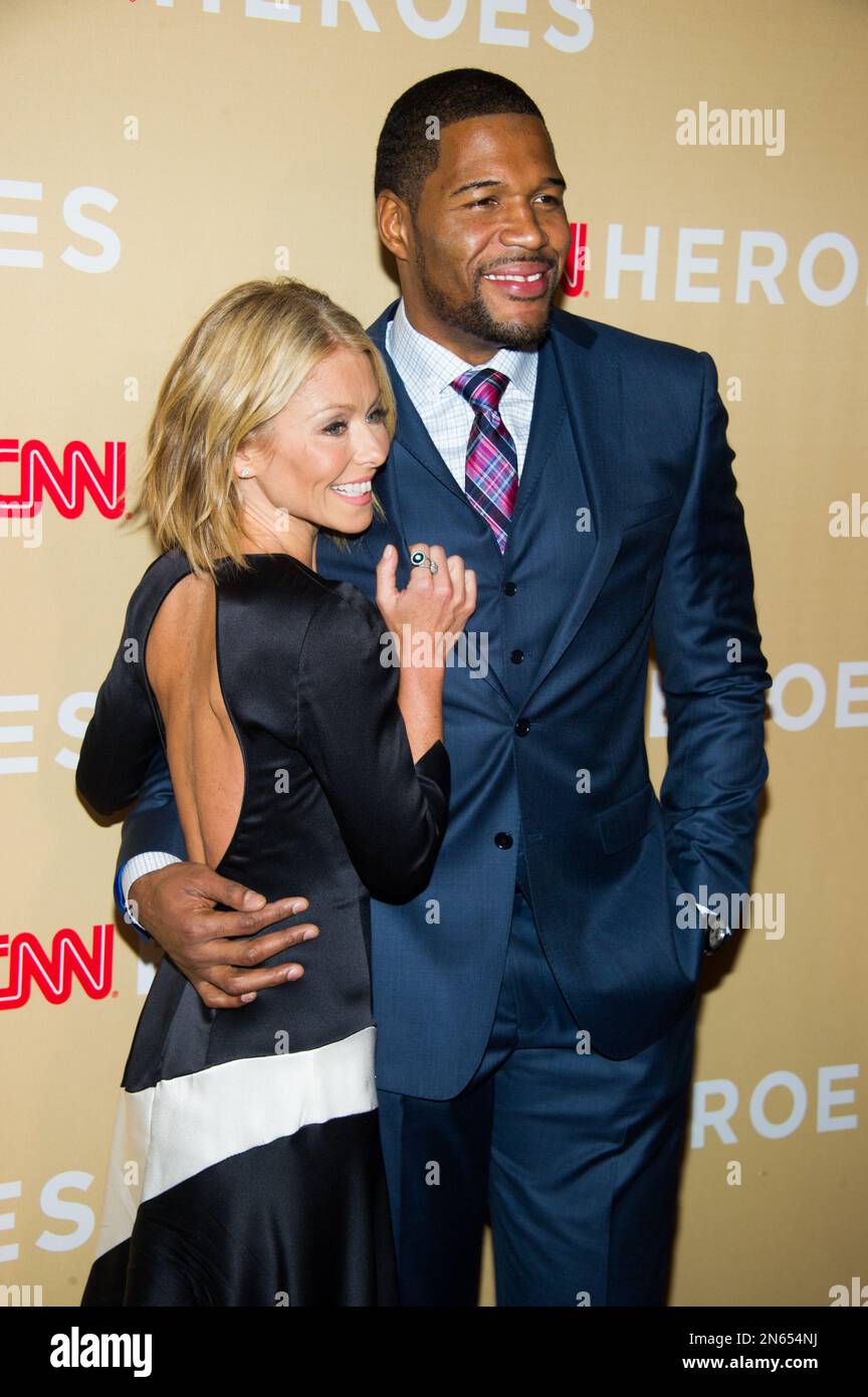 Kelly Ripa and Michael Strahan attend CNN Heroes: An All-Star Tribute ...