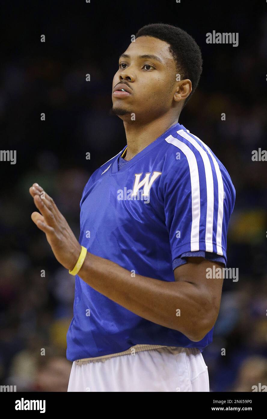 Golden State Warriors shooting guard Kent Bazemore before an NBA ...