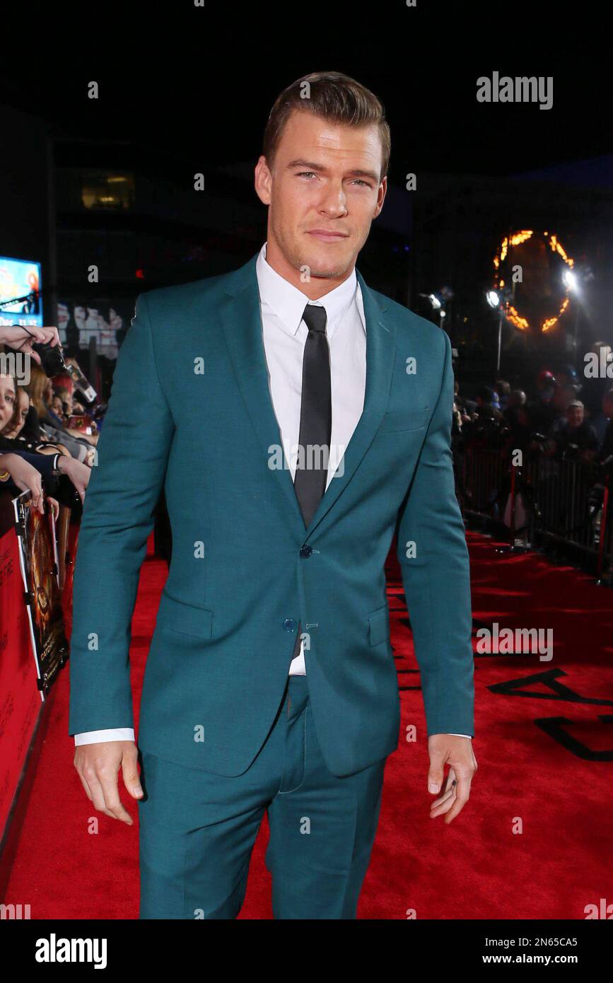 Alan Ritchson seen at Lionsgate's 'The Hunger Games: Catching Fire' Los ...