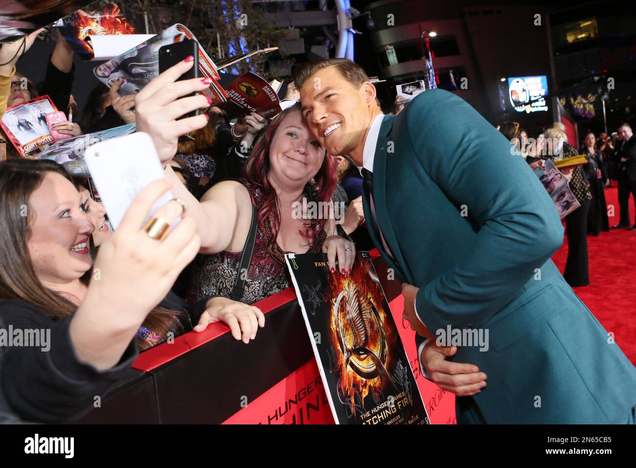 Alan Ritchson seen at Lionsgate's 'The Hunger Games: Catching Fire' Los ...