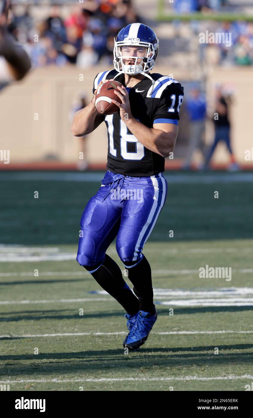 Duke quarterback Brandon Connette (18) warms up prior to an NCAA ...