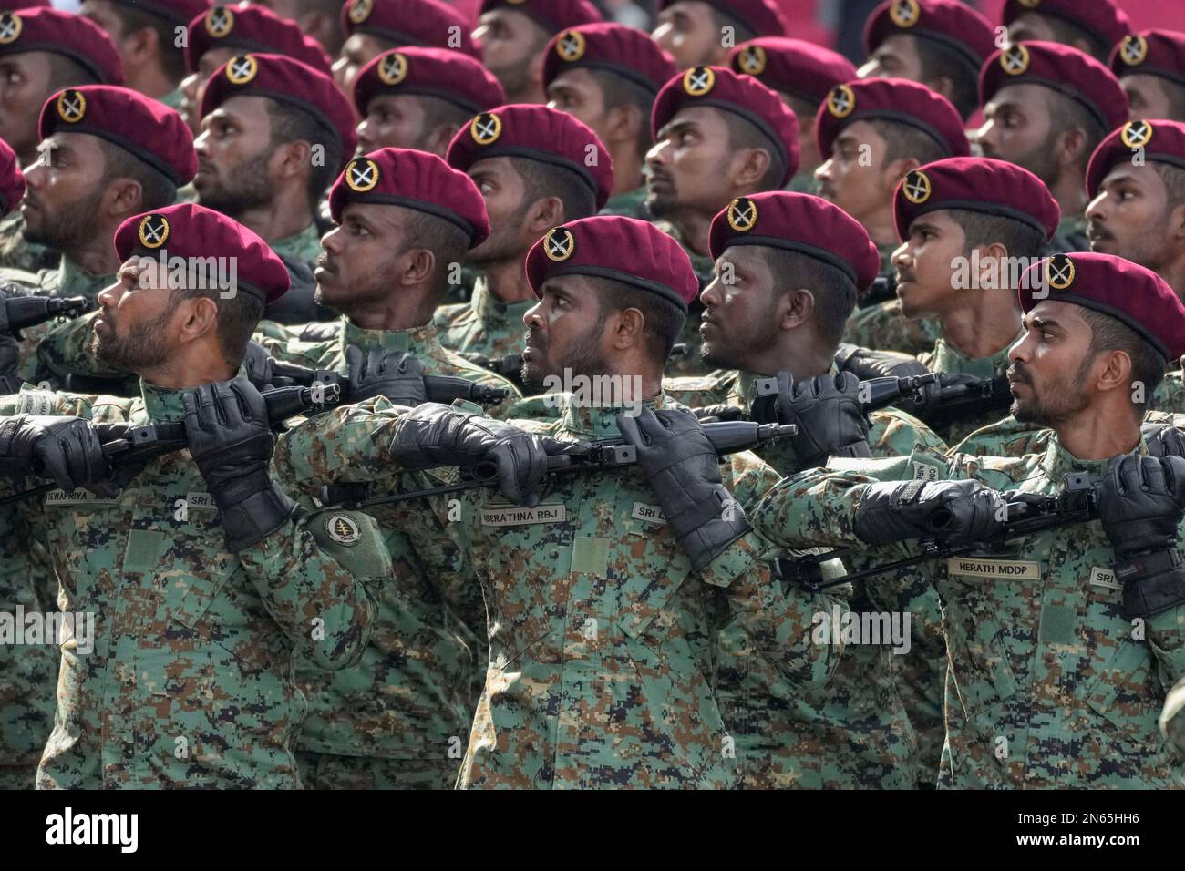 Sri Lanka army commando regiment soldiers march during the 75th ...