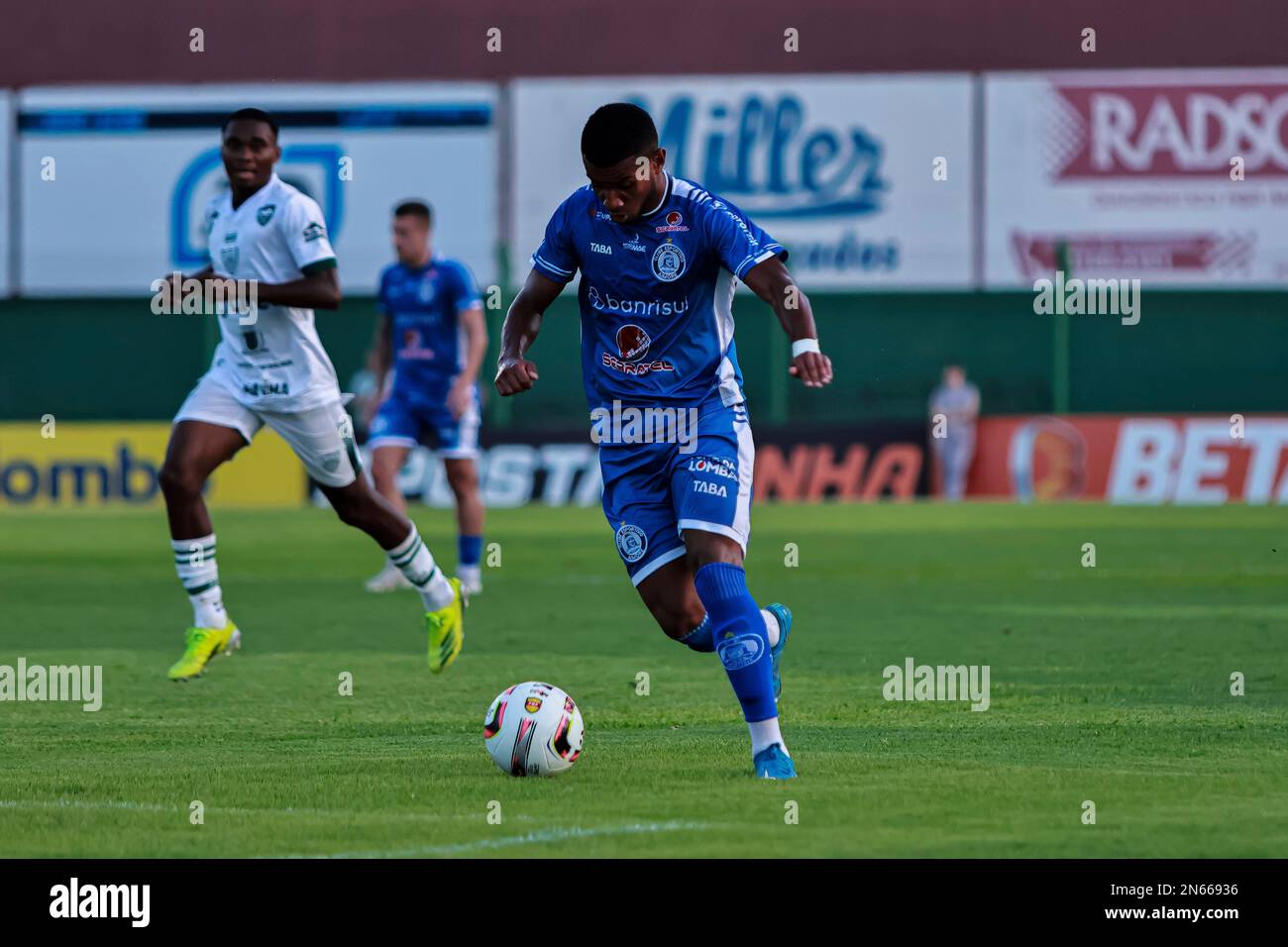 RS - Santa Cruz do Sul - 02/09/2023 - GAUCHO 2023, AVENIDA X AIMORE ...