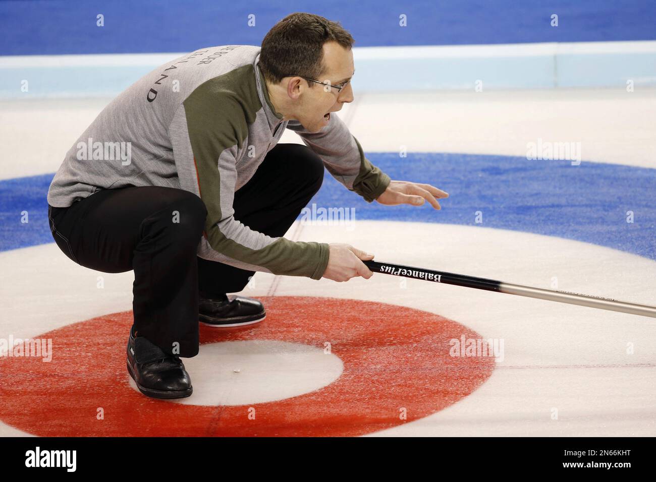 New Zealand's Peter de Boer calls out during a match against China at ...