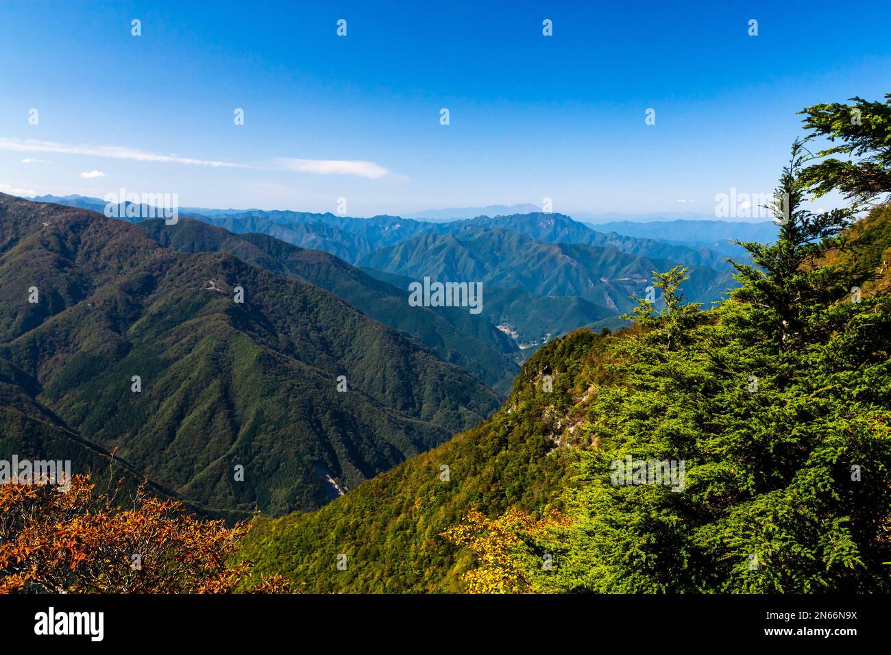 View of Chichibu mountains, from Mitsumine route to Mt.Kumotori(highest ...