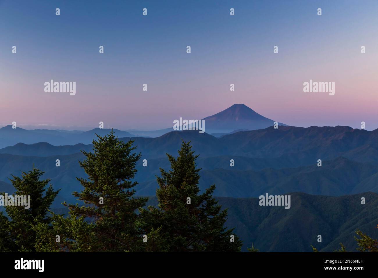 Morning twilight of Mount Fuji, before sunrise, from summit of Mt ...