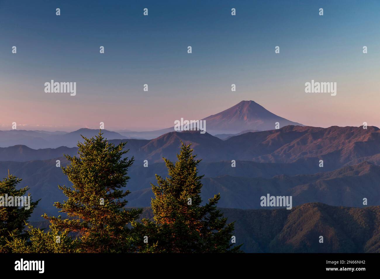 Morning twilight of Mount Fuji, before sunrise, from summit of Mt ...