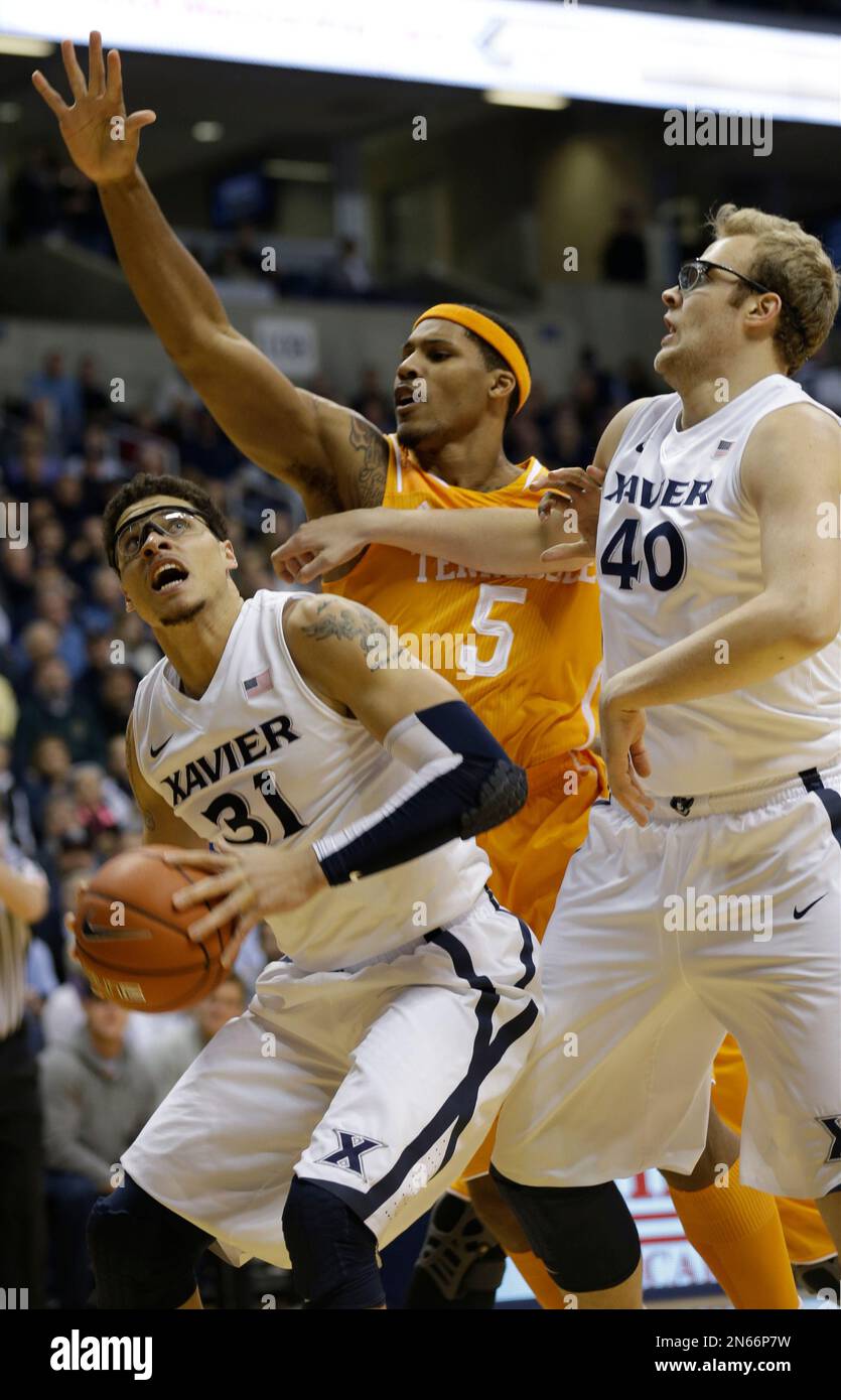 Xavier forward Isaiah Philmore (31) shoots against Tennessee forward ...