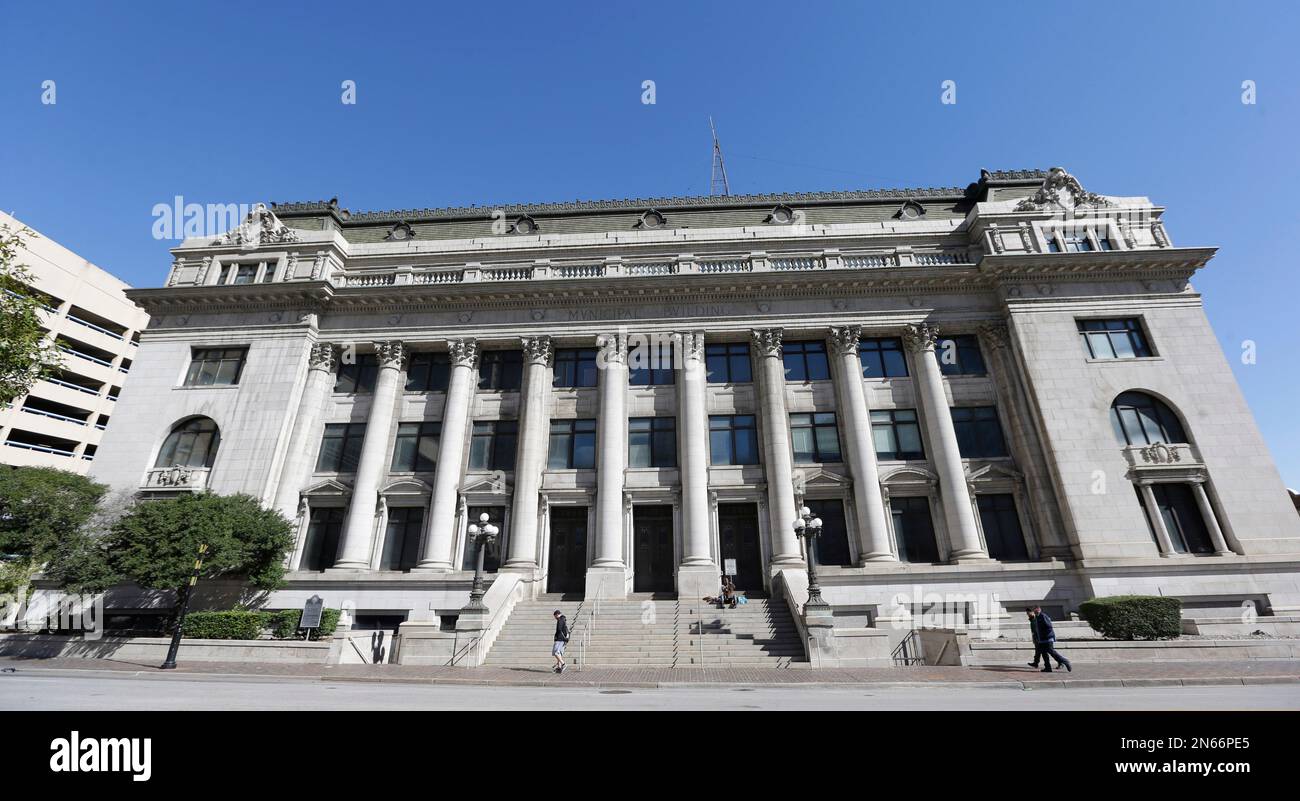 The Dallas Municipal Building is shown in downtown Dallas, Tuesday, Nov ...
