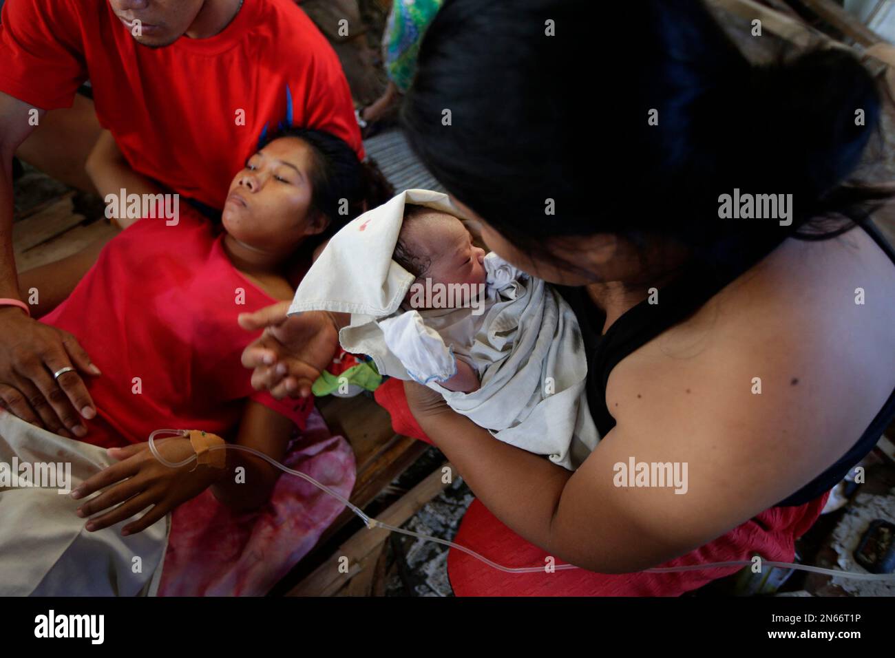 Mother Emily Sagalis, 21, gives birth to baby girl Bea Joy, after being ...