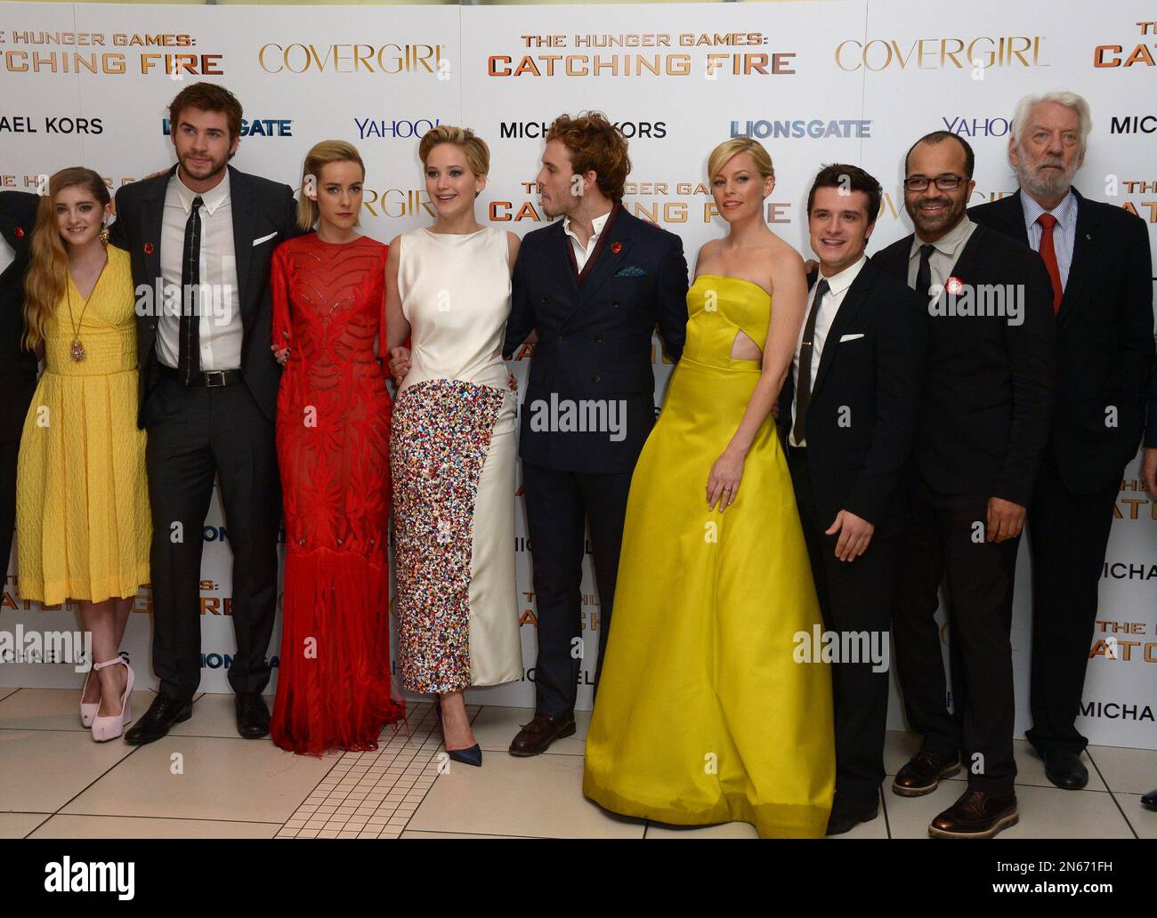 From left to right, Willow Shield, Liam Hemsworth, Jena Malone ...