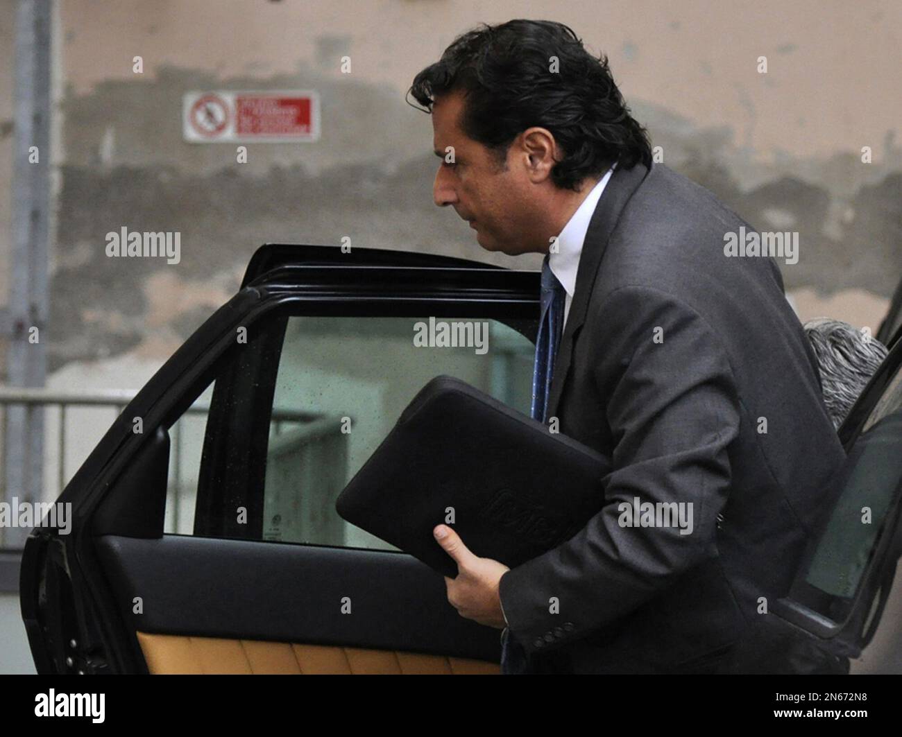 Francesco Schettino, the captain, arrives to attend the trial where he ...