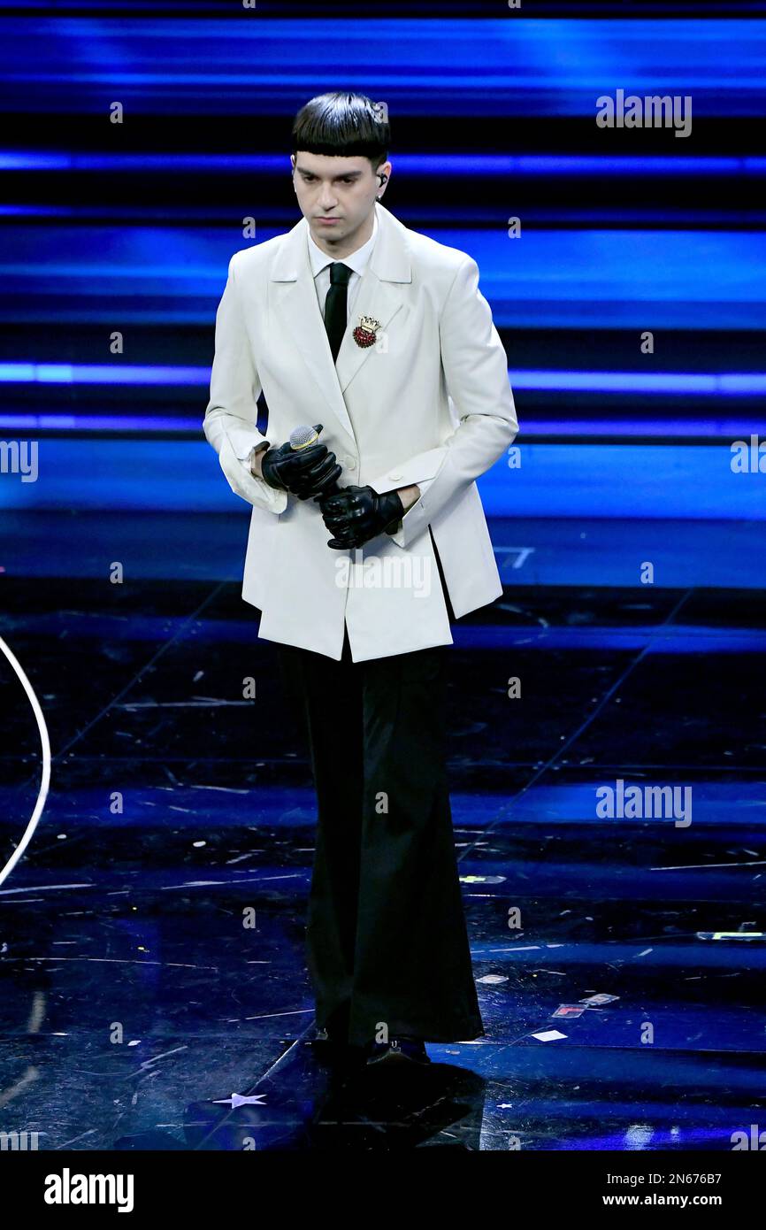 Sanremo, 73rd Italian Song Festival, Third Evening. The singers. In the ...