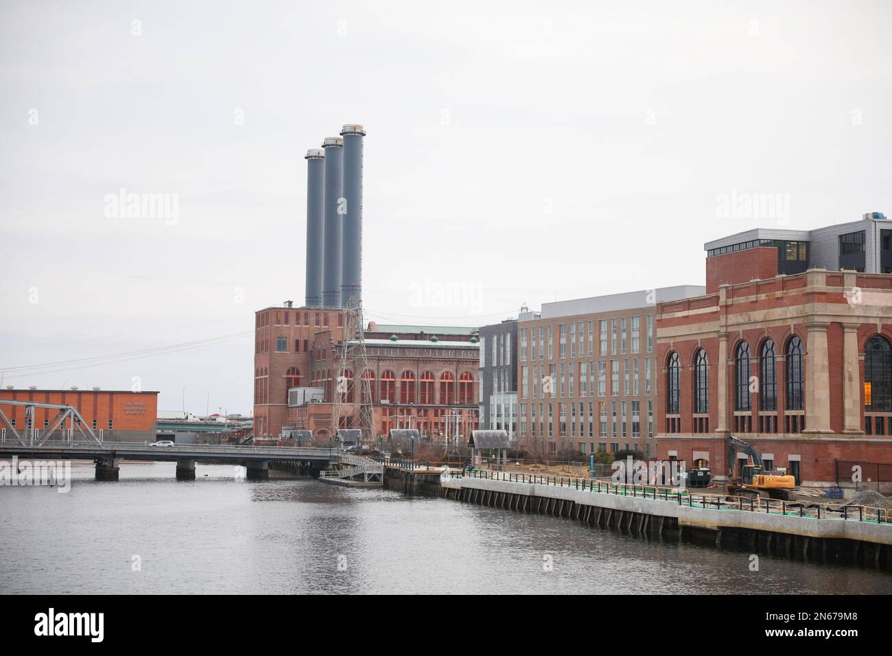 Old factory buildings hi-res stock photography and images - Alamy