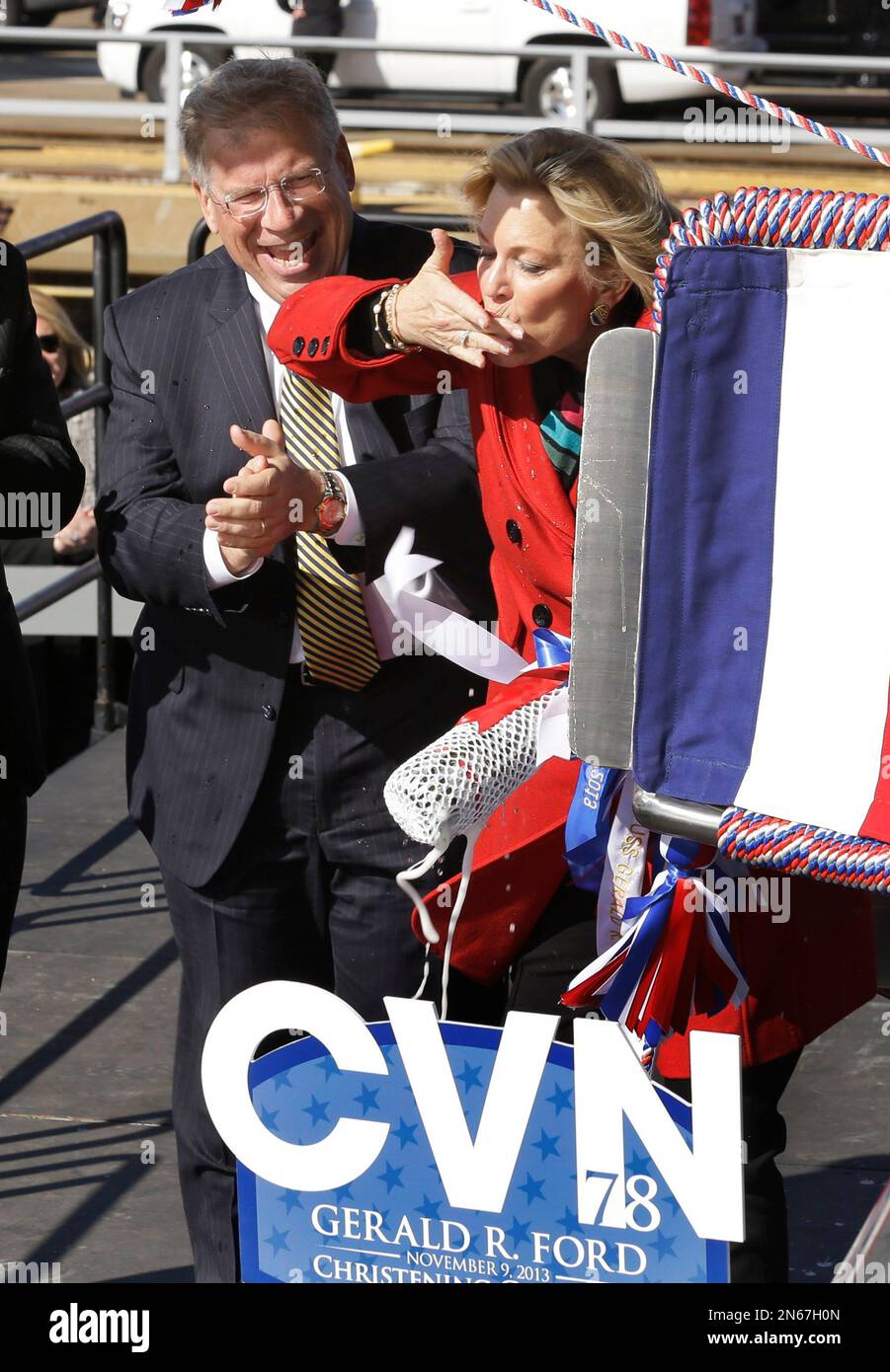 Susan Ford Bales, daughter of former President Gerald R. Ford, right ...