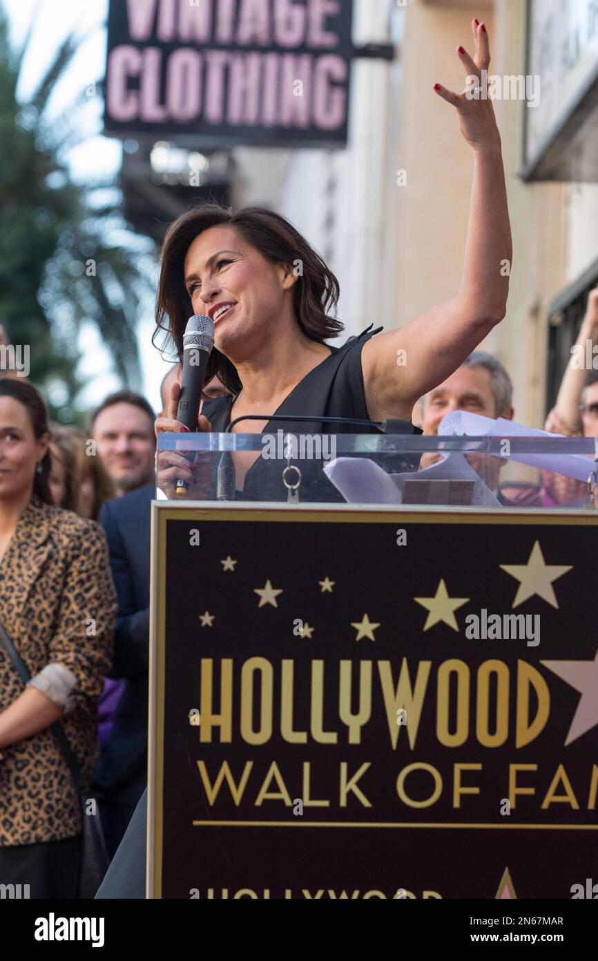 Mariska Hargitay honored with a star on the Hollywood Walk of Fame on ...