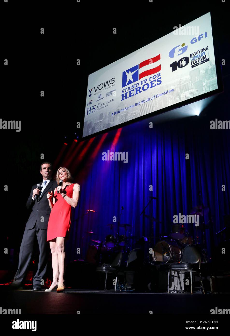 Television journalist Bob Woodruff and his wife Lee Woodruff speak to ...