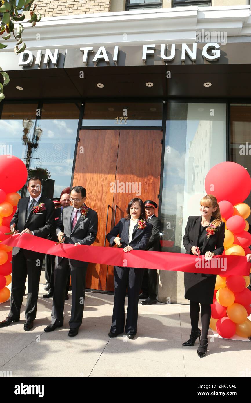 Rick Caruso, Frank Yang, Joanne Yang and Julie Jauregui at the ribbon ...
