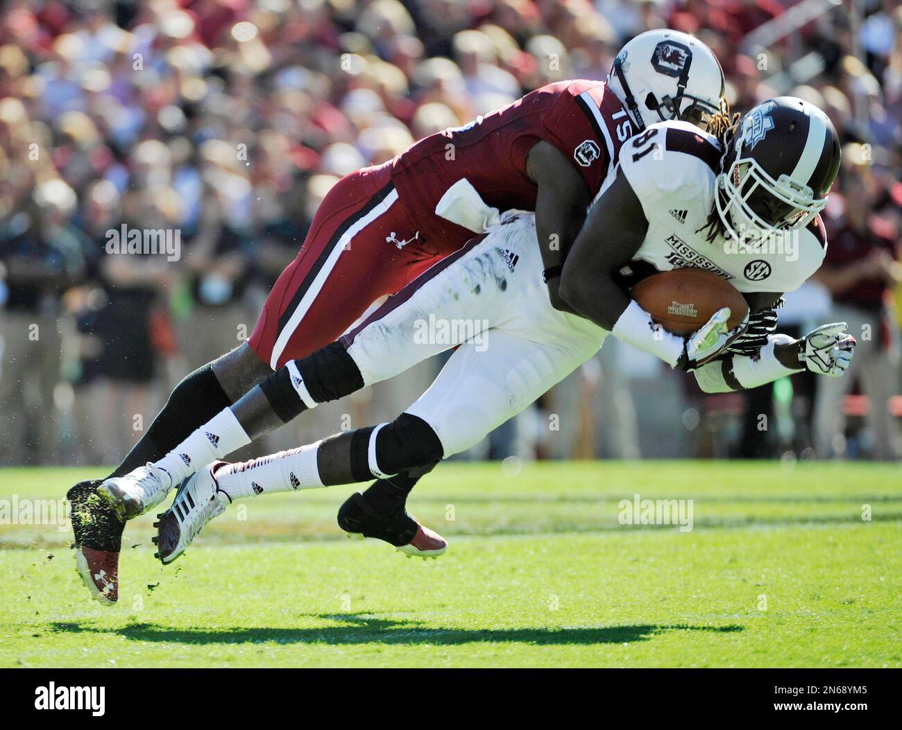Mississippi State wide receiver De'Runnya Wilson (81) is tackled by ...