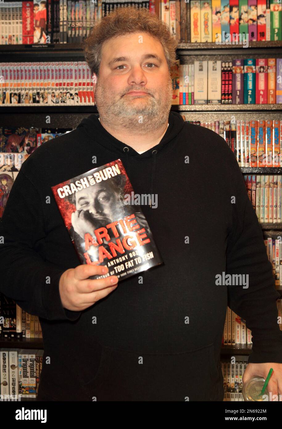 Comedian and actor Artie Lange signs his new autobiography Crash and ...